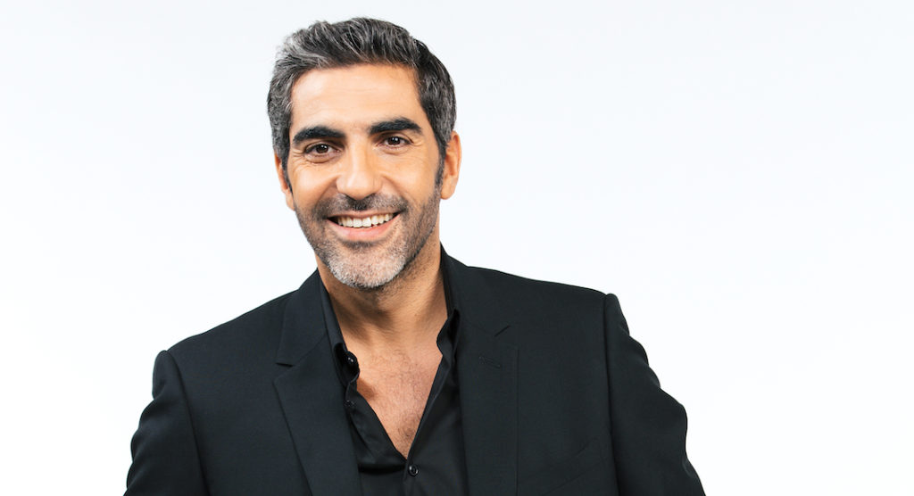 Ary Abittan de passage à Londres pour présenter son nouveau spectacle