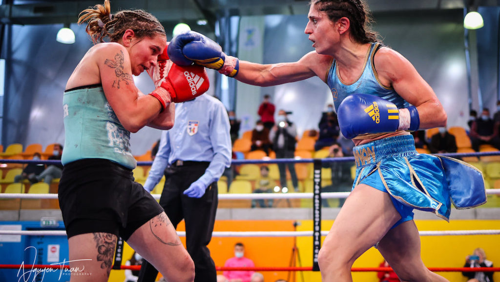 La Française de Londres Marie Connan devient championne de France de boxe