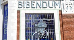 Le chef Claude Bosi ferme Bibendum, l'un de ses restaurants étoilés de ...